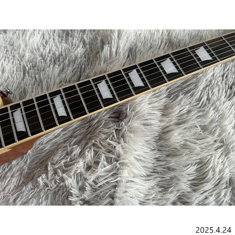 Electric guitar Solid black Gold hardware maple board Nitro paint SS ...