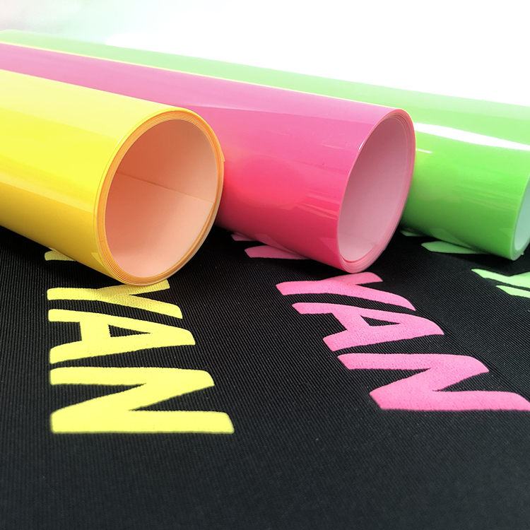 High quality vinil textil puff glow in the dark vinilo 3D foam heat ...