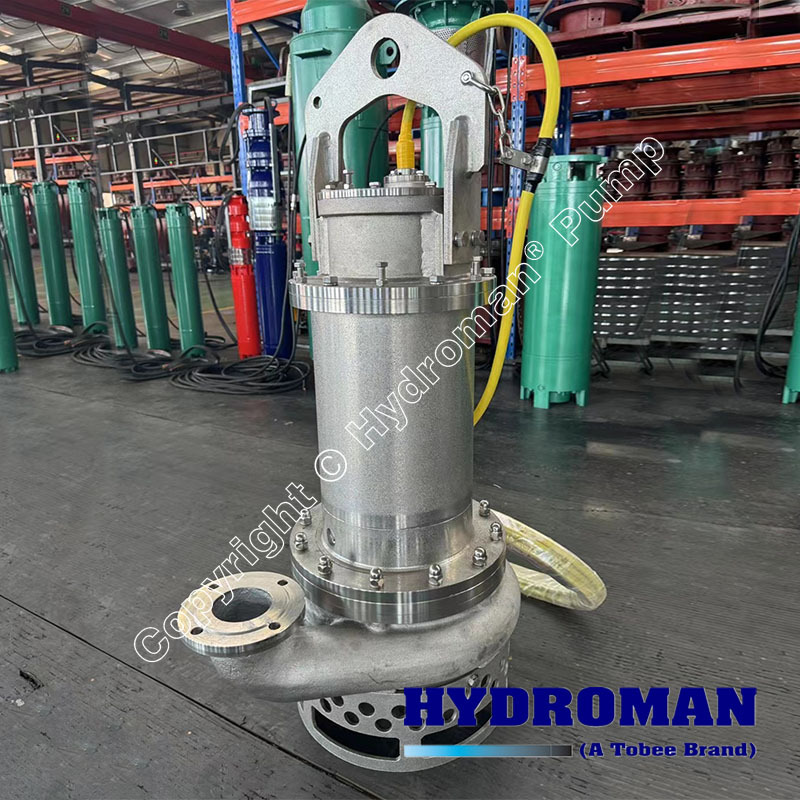 316 Stainless Steel Submersible Slurry Pump for Cleaning Slurries from an Acid Water Pool in Ecuador