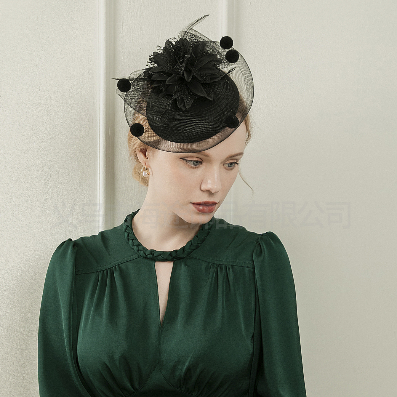 Amazon New rose red feather flower hat vintage bridal headdress banquet ...