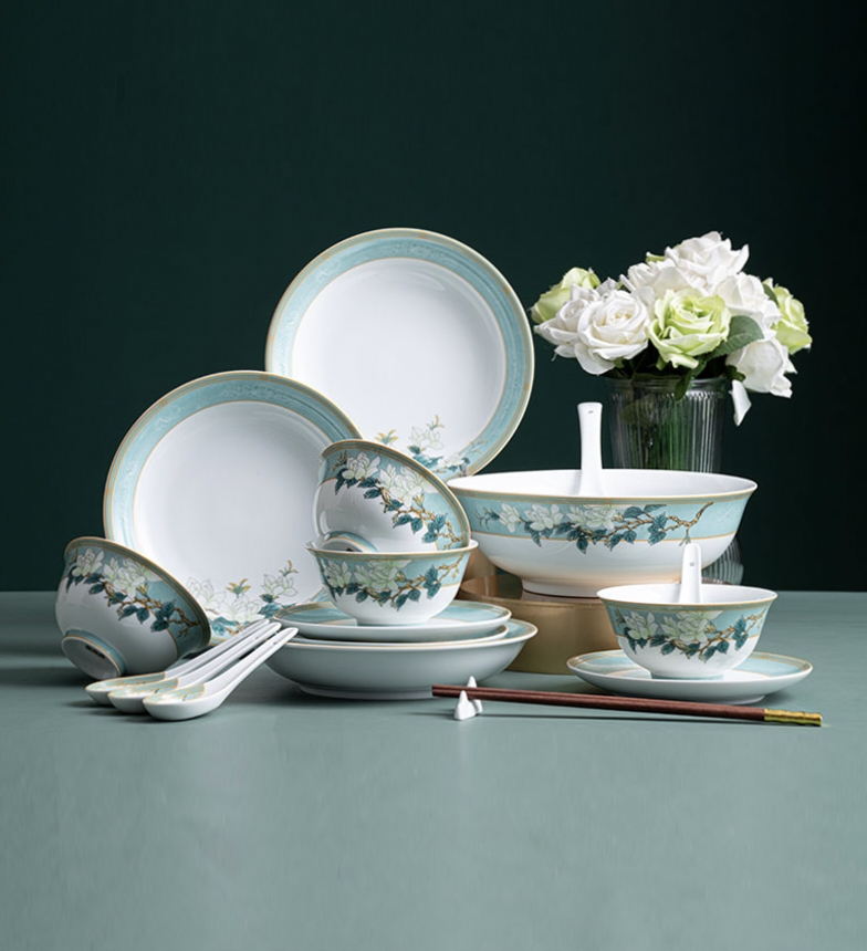 'CHINA' Decorations Overglaze Color [Fragrance of Magnolia] Tableware Set