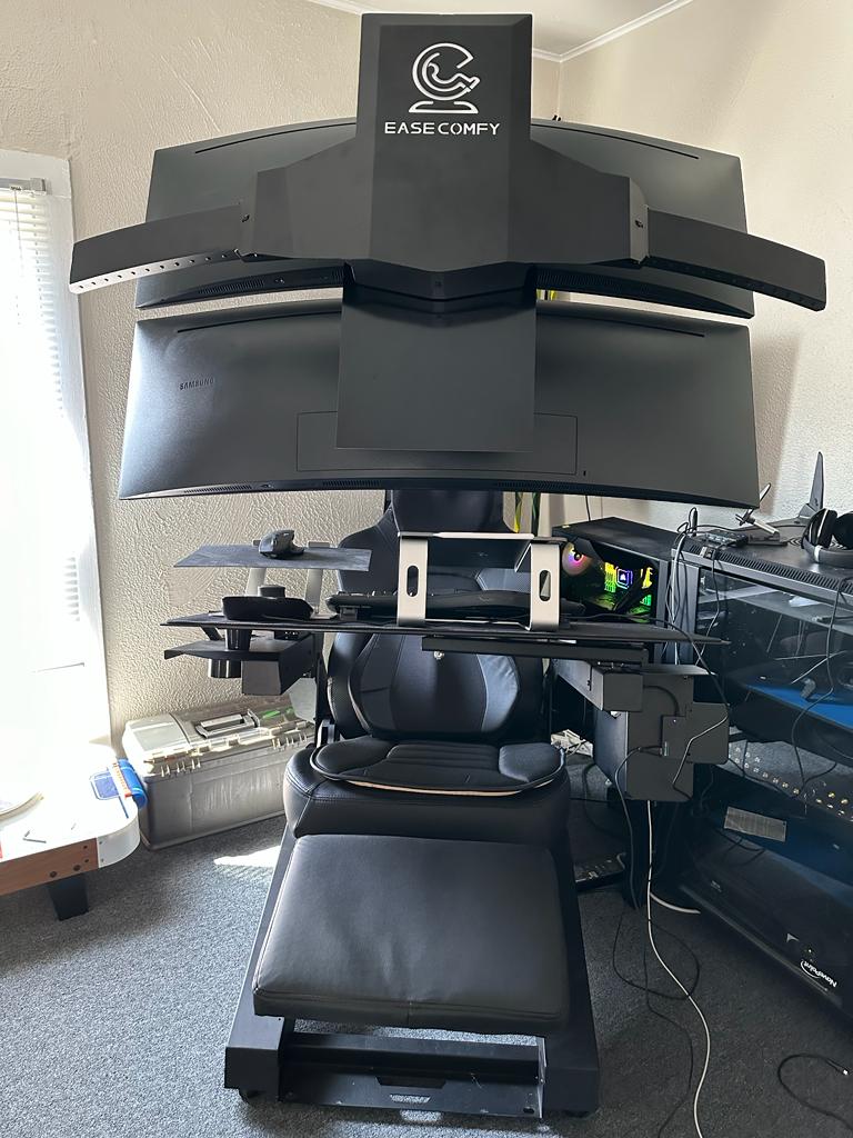 Model 320 Computer cockpit workstation