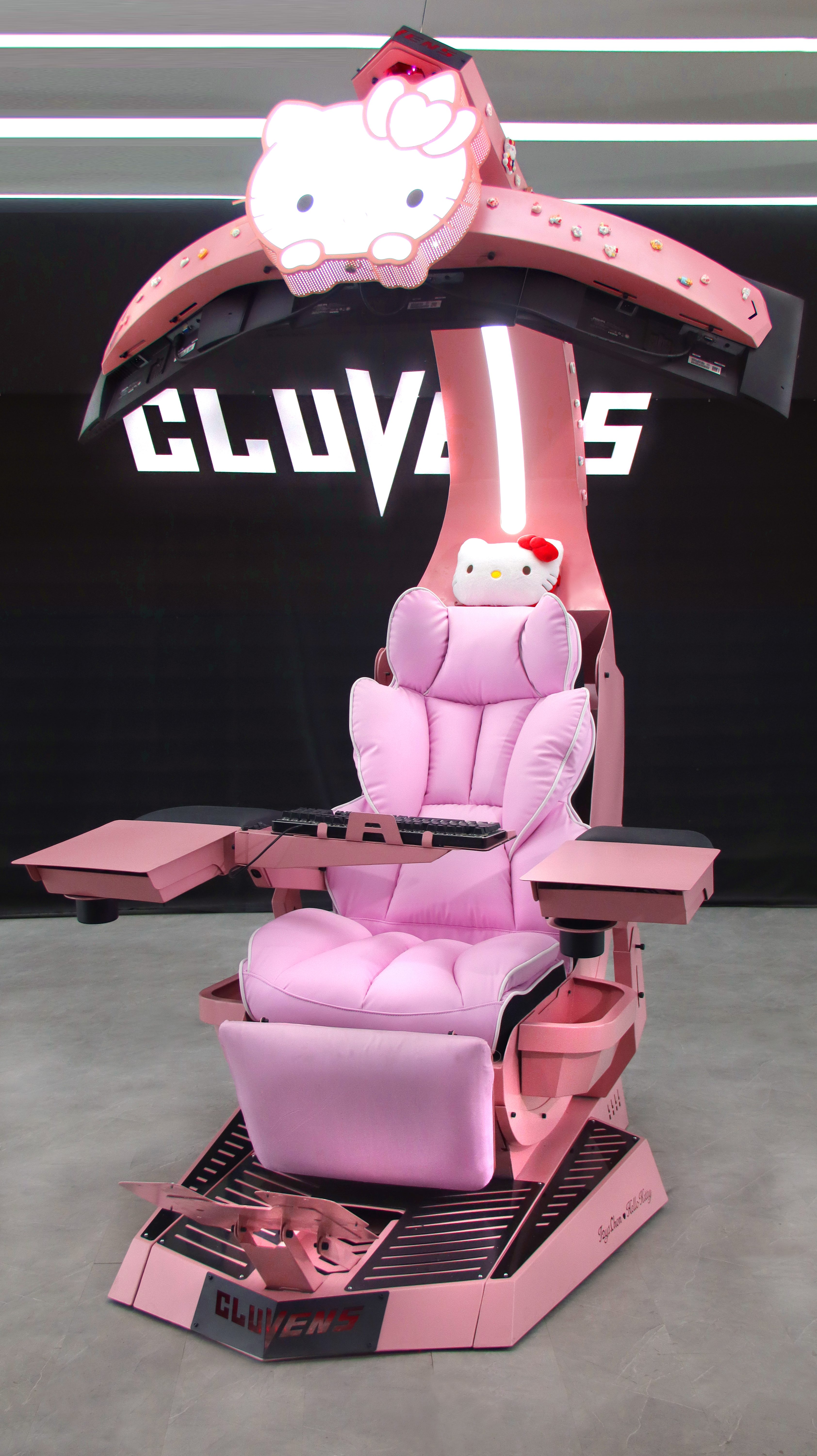Cluvens Manticore - Best Selling model bigger & wider recline workstation